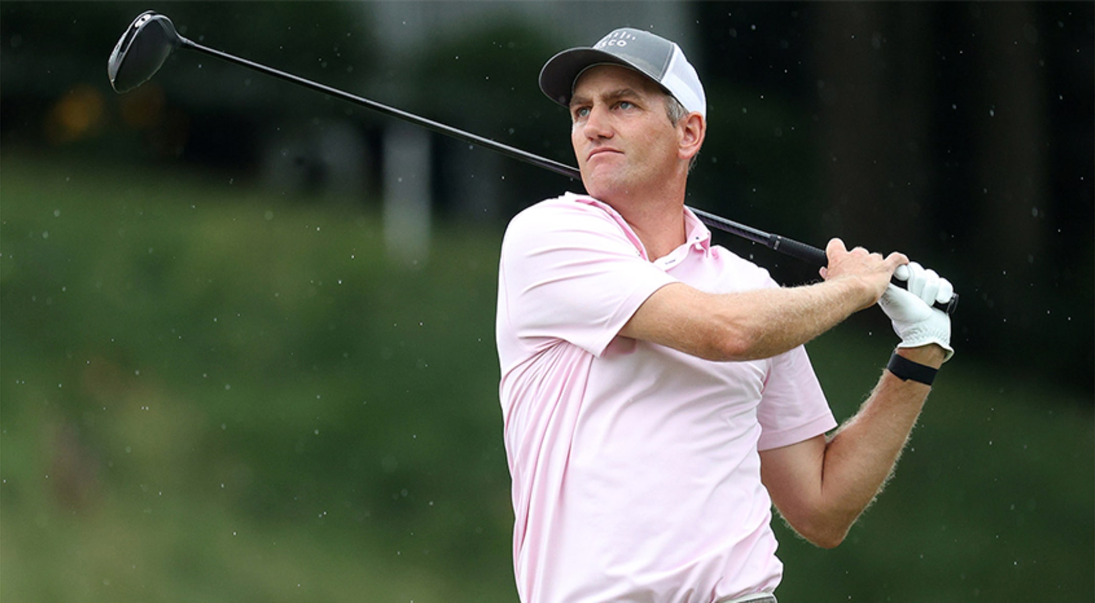 Brendon Todd vượt mặt Phil Mickelson, chiếm lĩnh ngôi đầu Travelers ...