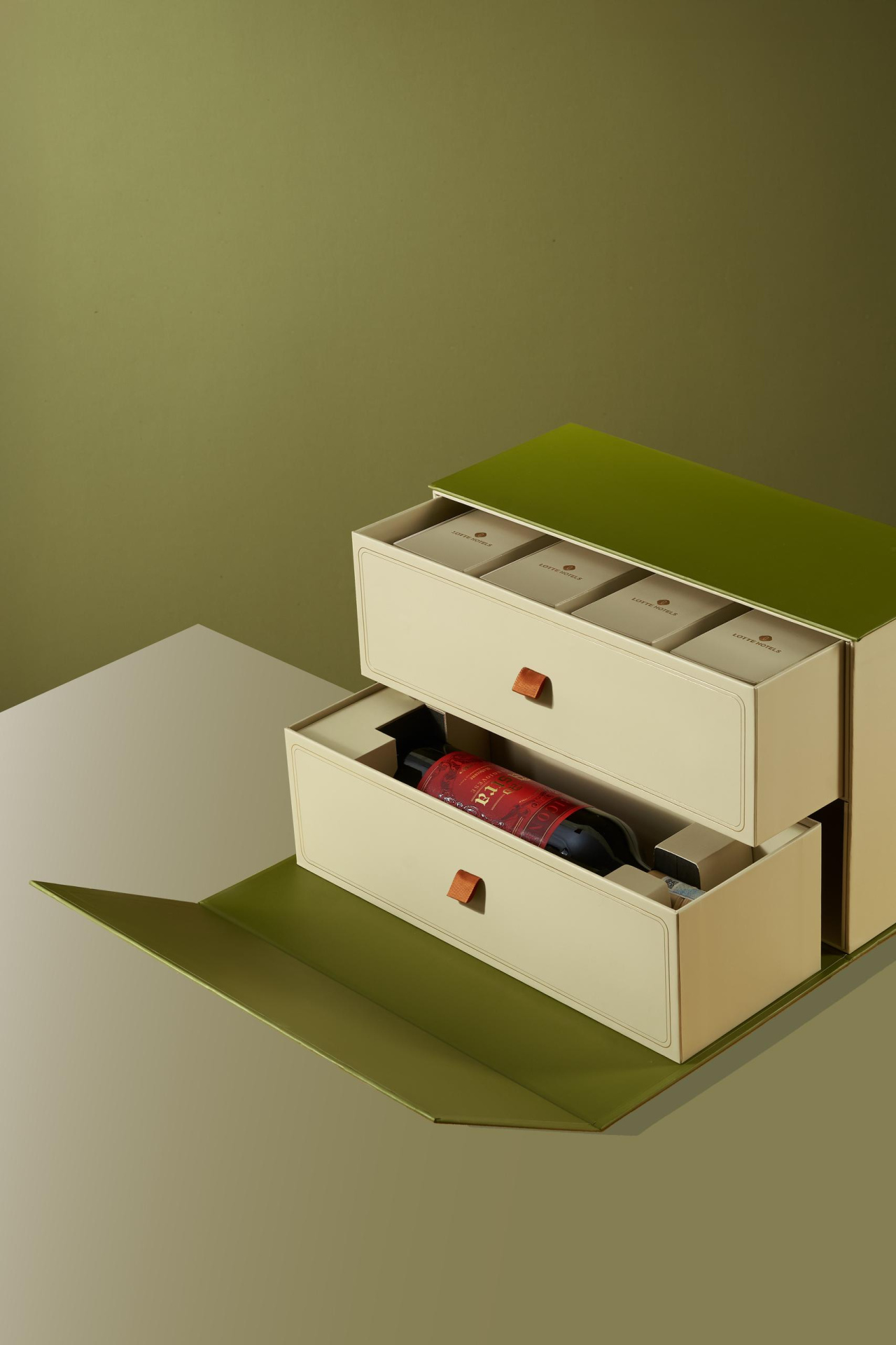 BST Bánh Trung Thu 2025 từ Khách sạn LOTTE Hà Nội: Thiên Bảo – Báu vật ...